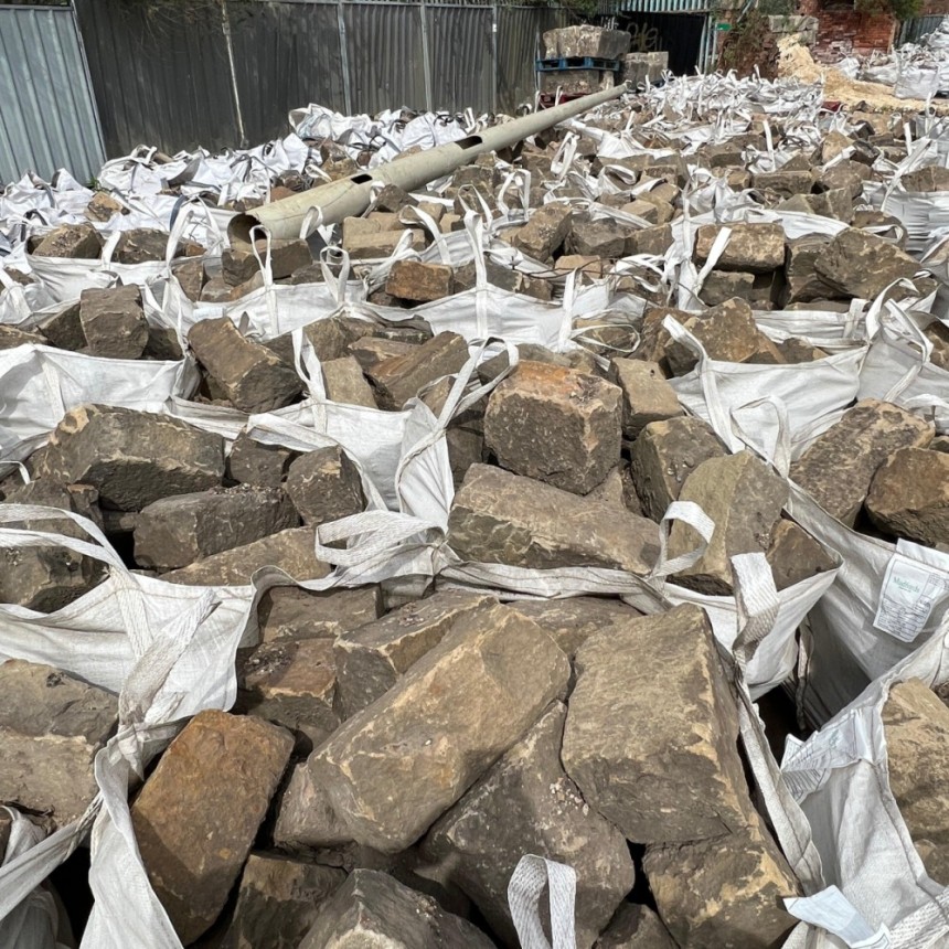 Antique & Reclaimed Reclaimed Grit Stone / Sand Stone Cobble Setts in ...