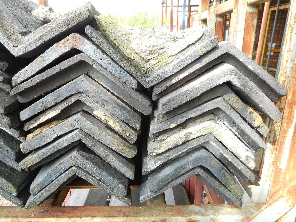 Antique & Reclaimed Used Grey / Blue Capped Angle Roof Ridge Tile ...
