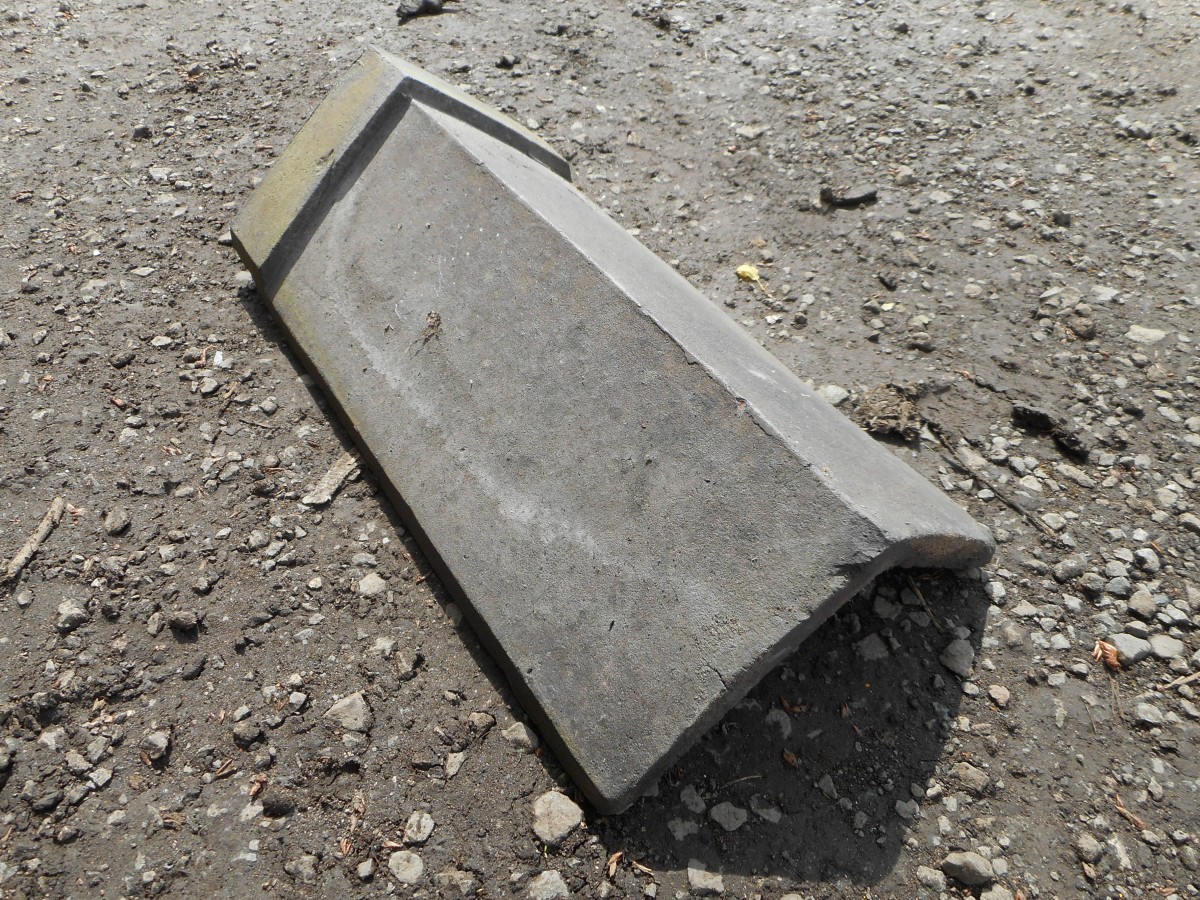 Antique & Reclaimed Used Grey Capped Angle Roof Ridge Tile- SalvoWEB UK