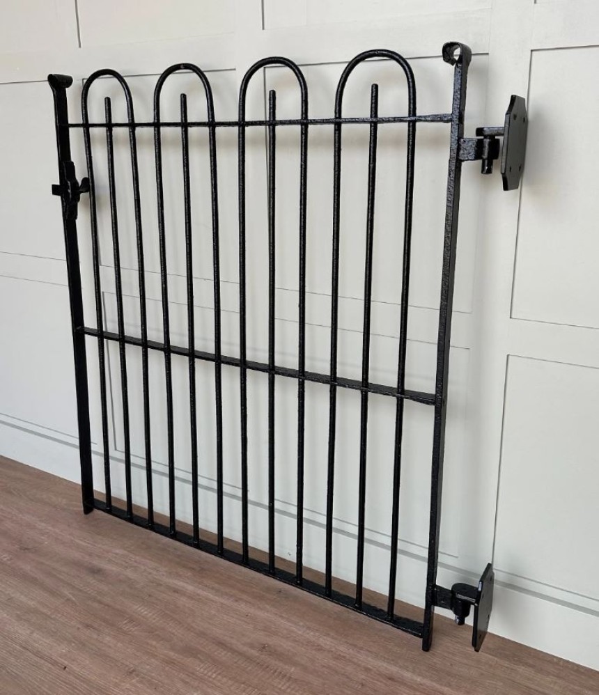 Antique & Reclaimed Antique Pedestrian Gate - SalvoWEB UK