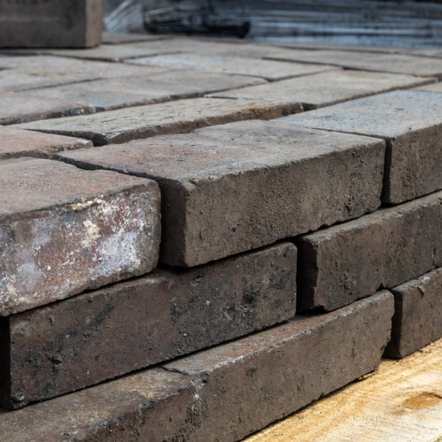 Antique & Reclaimed Reclaimed Staffordshire Blue Pavers - SalvoWEB UK