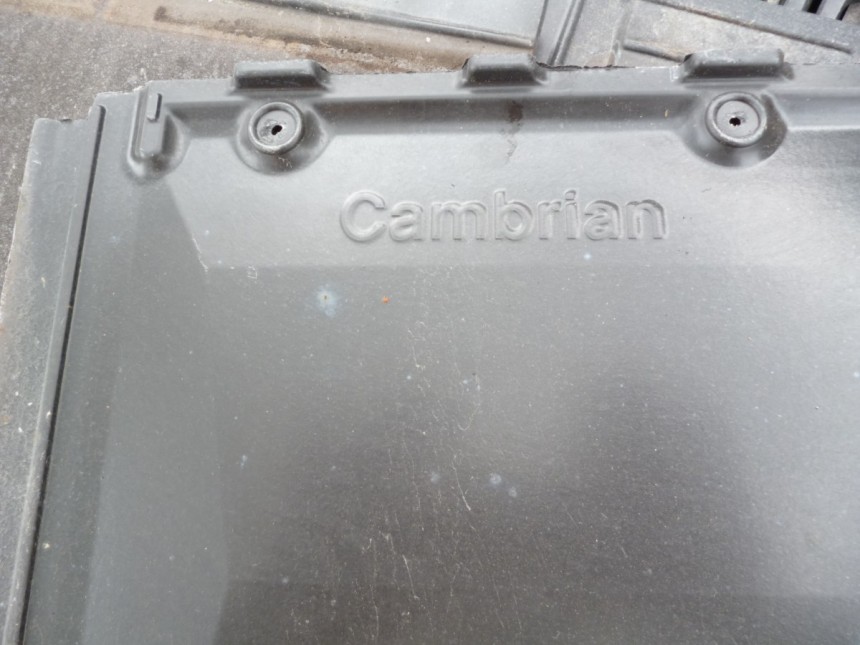Antique & Reclaimed Redland Cambrian Roof Tiles- SalvoWEB UK