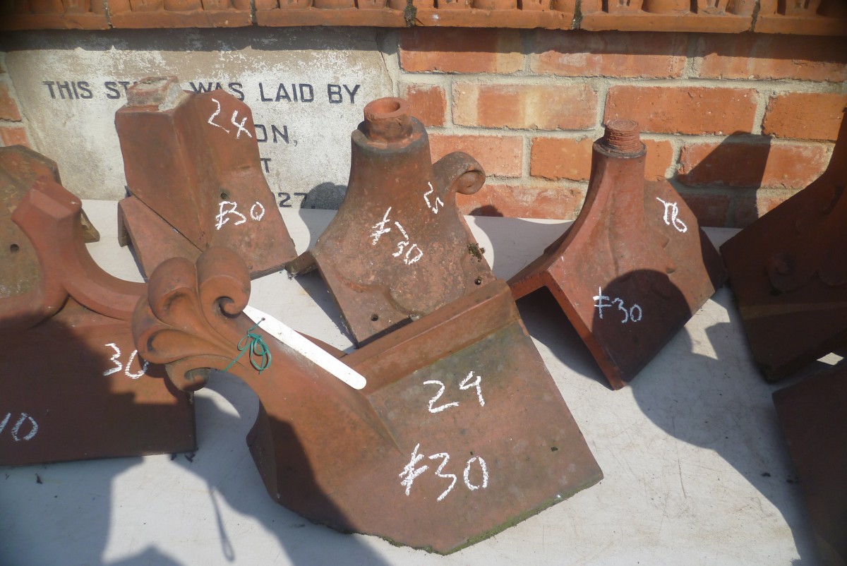 Antique & Reclaimed Reclaimed finials Roof finials - SalvoWEB UK