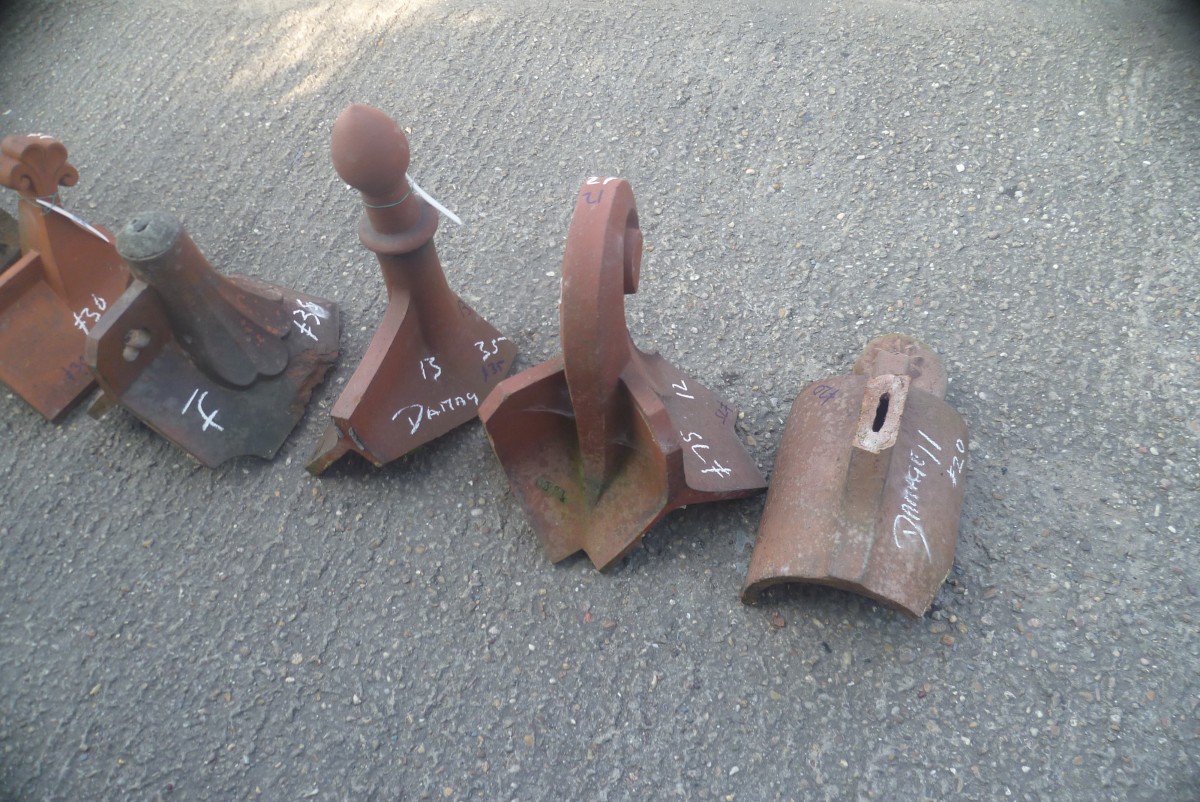 Antique & Reclaimed Reclaimed finials Roof finials - SalvoWEB UK