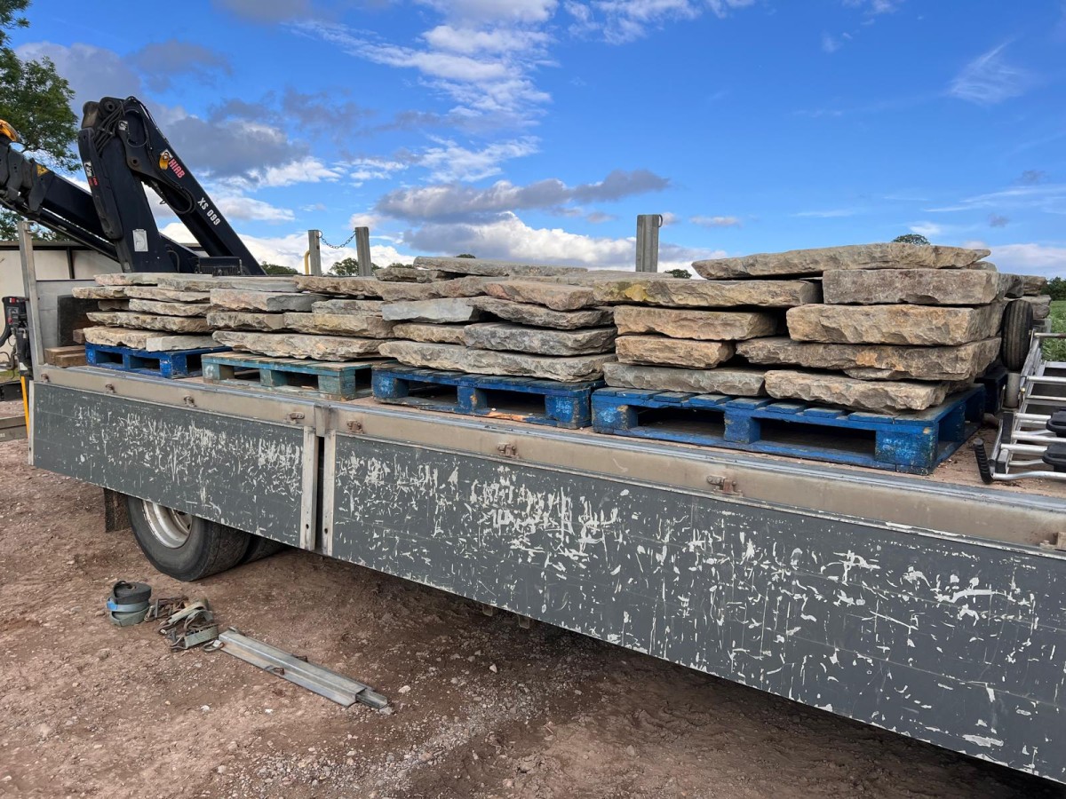 Antique & Reclaimed Reclaimed York Stone Flags 80m2- SalvoWEB UK
