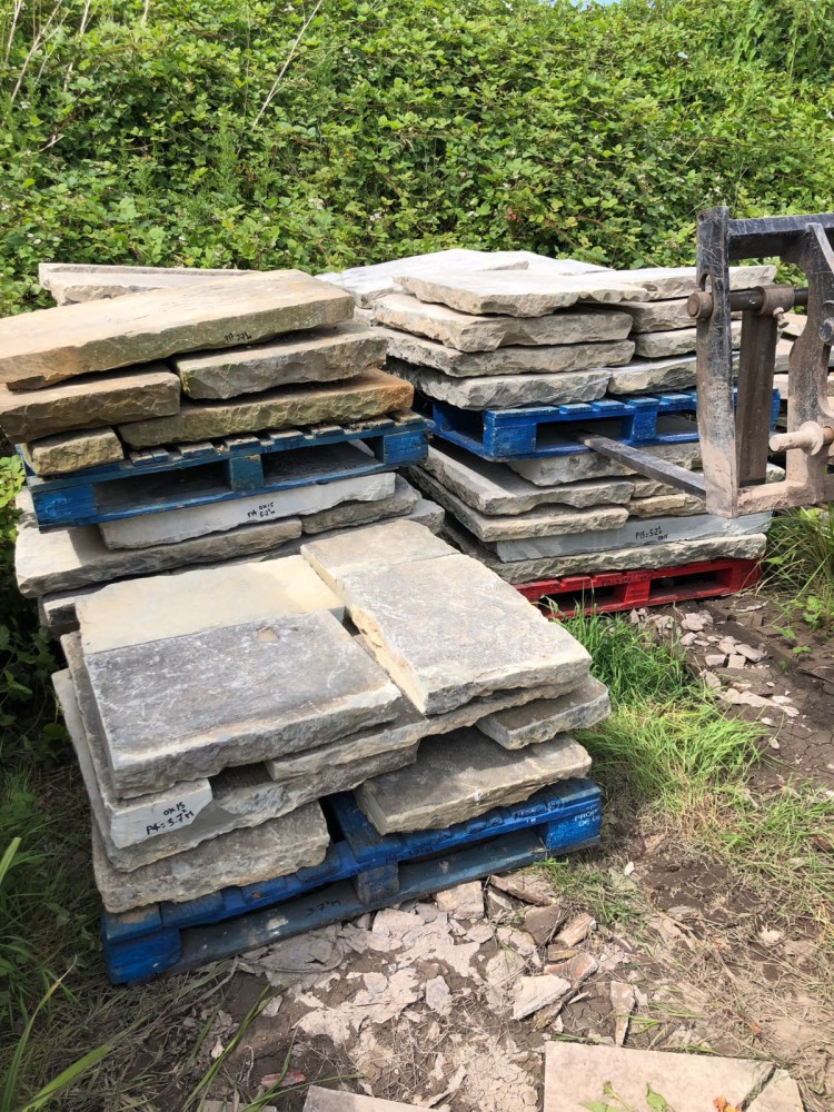 Antique & Reclaimed Reclaimed York Stone Flags 80m2- SalvoWEB UK