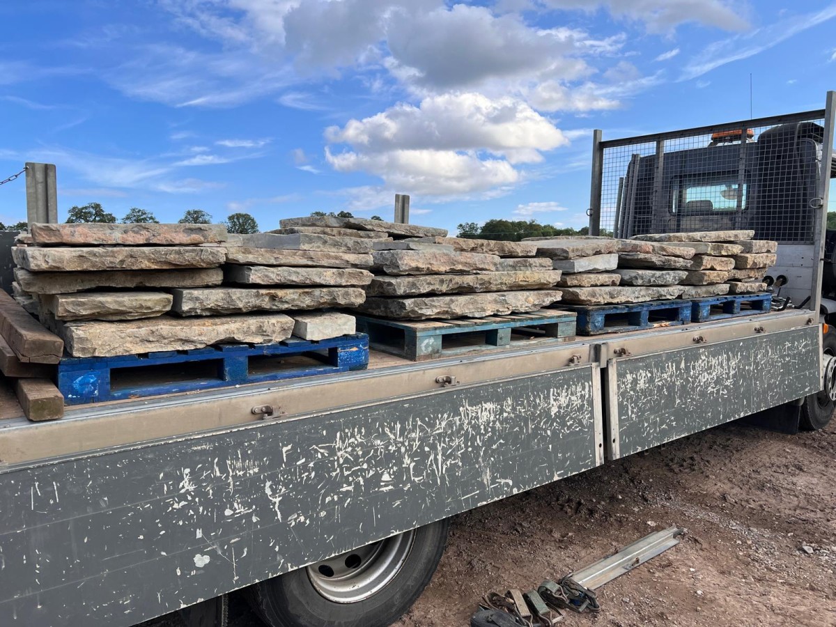Antique & Reclaimed Reclaimed York Stone Flags 80m2- SalvoWEB UK