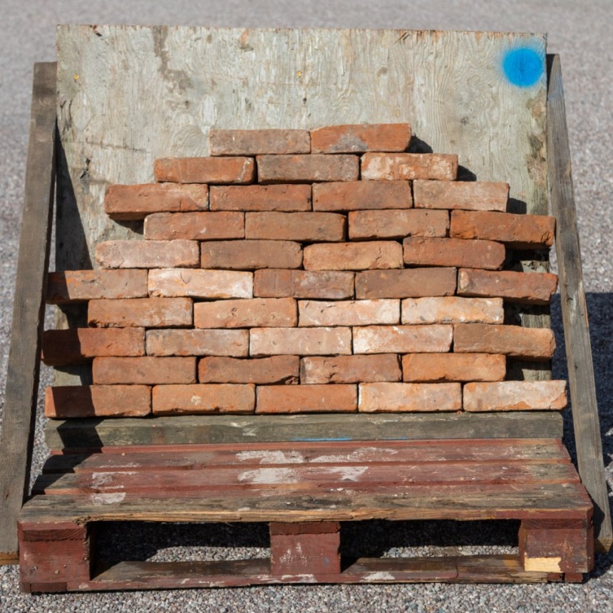 Antique & Reclaimed Reclaimed Cheshire Handmade Bricks RWI9118- SalvoWEB UK