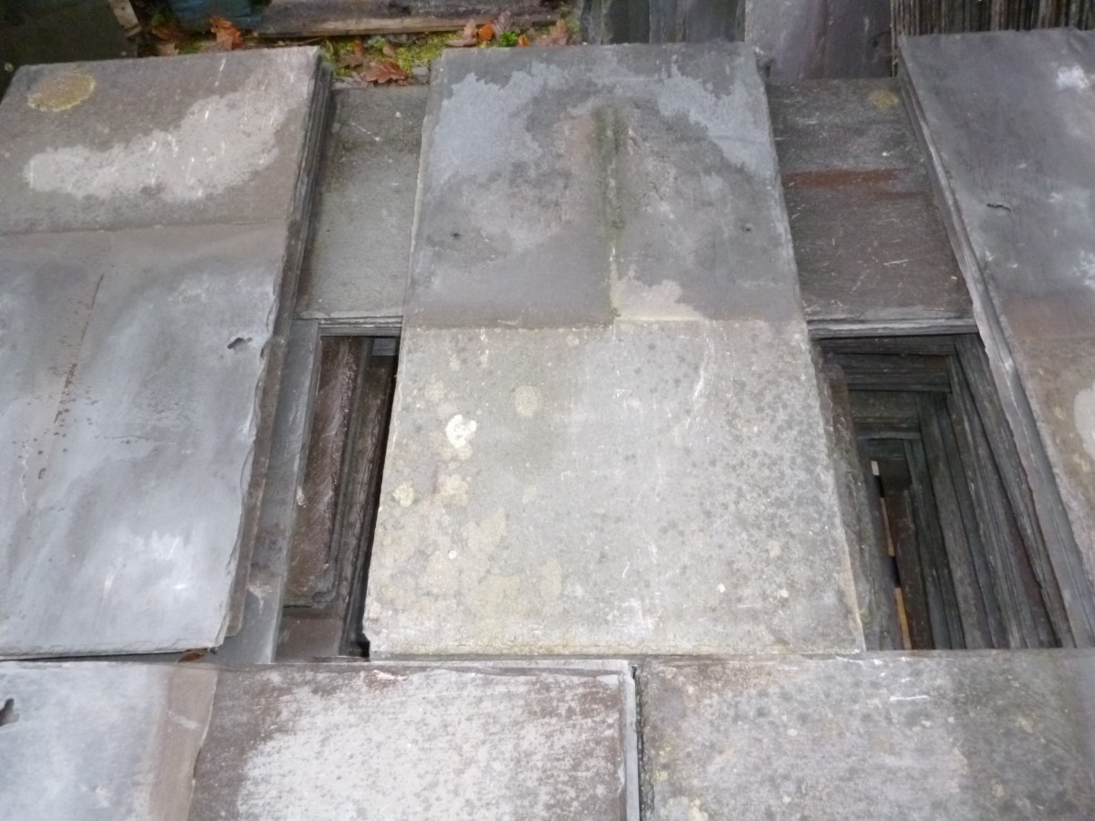 Antique & Reclaimed Reclaimed welsh slates 24" x 12" 1500 all off one ...
