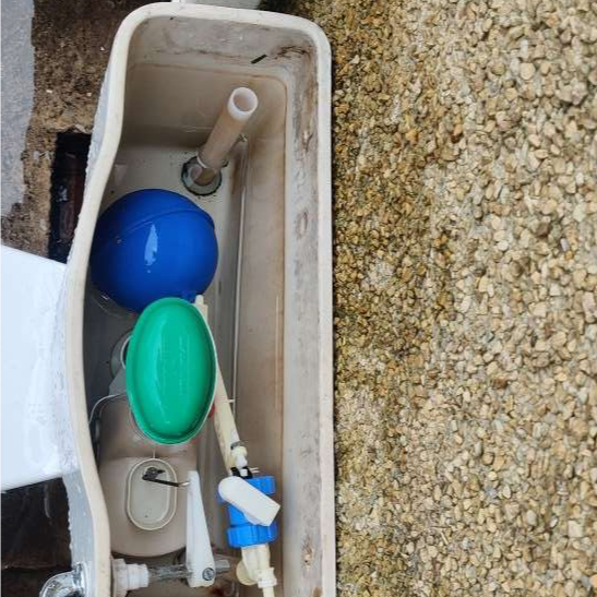 Wanted Alerts Ideal Standard Rope Twist toilet with matching basin ...