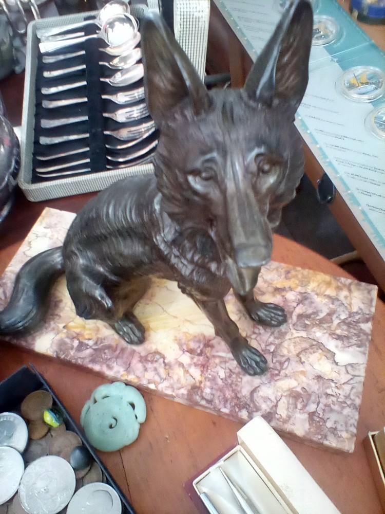 Antique & Reclaimed Art Deco Sculpture of an Alsation Dog- SalvoWEB UK
