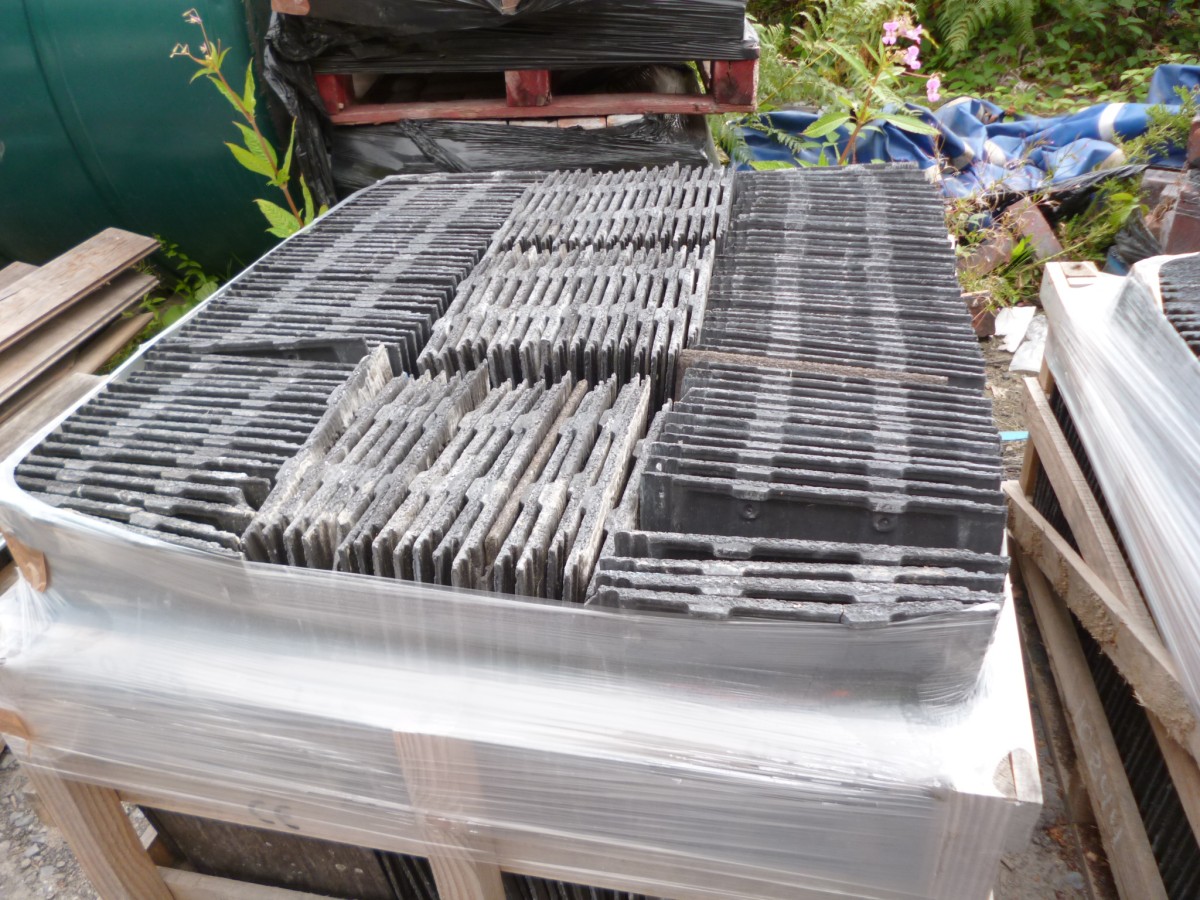 Antique & Reclaimed Marley Monarch roof tiles- SalvoWEB UK