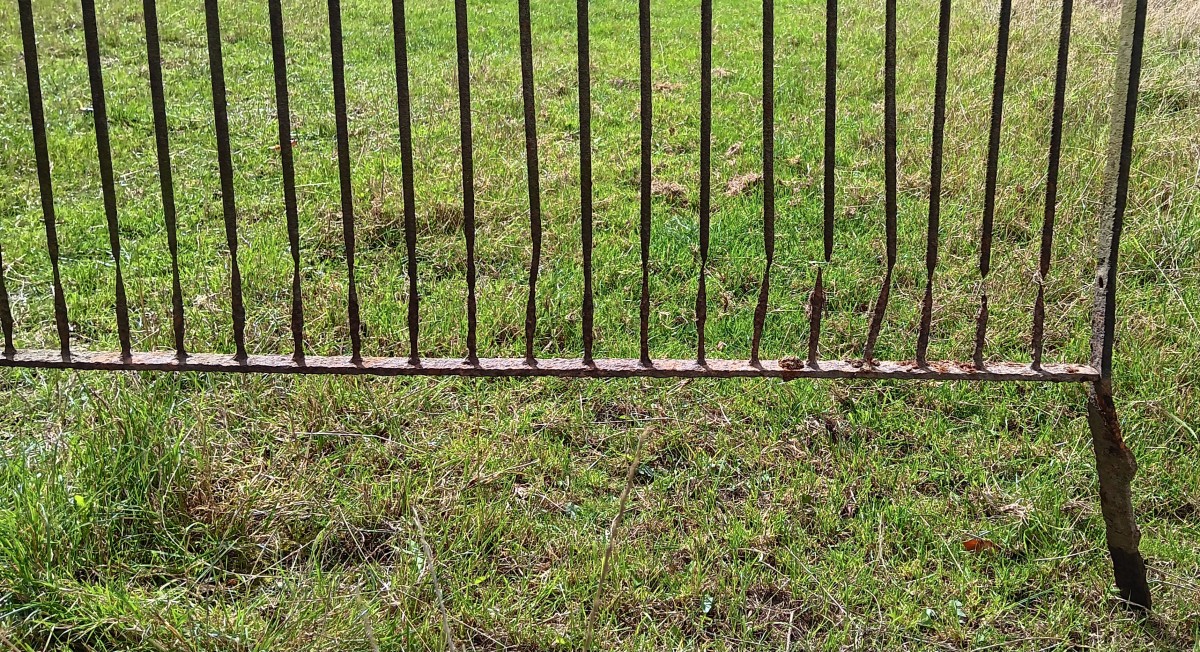 Antique & Reclaimed Georgian wrought iron railing- SalvoWEB UK