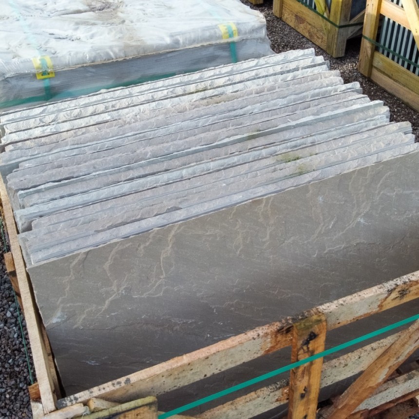 New & Repro New: Raj blend stone paving - by crate- SalvoWEB UK