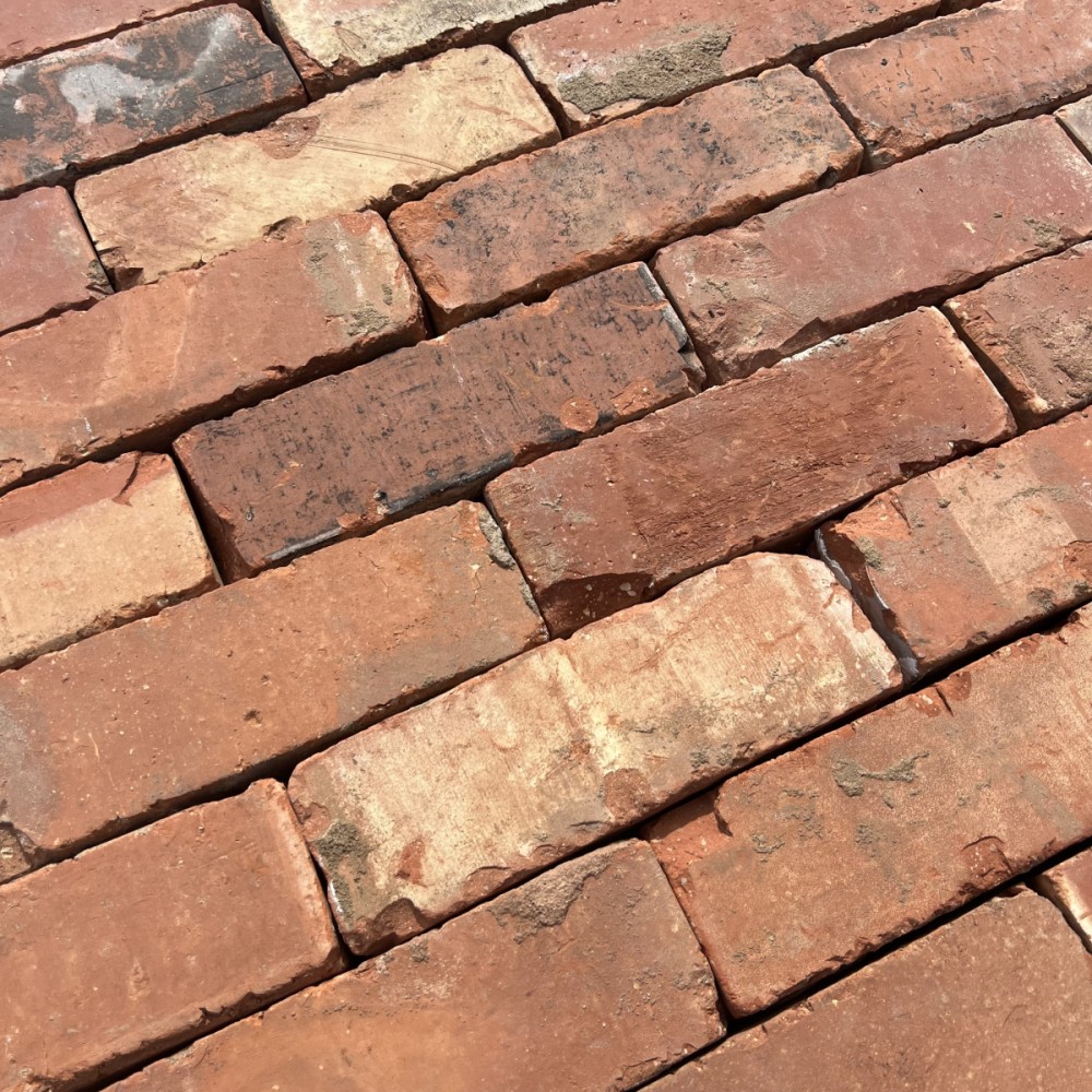 Antique & Reclaimed Reclaimed Worcester Wirecut Brick- SalvoWEB UK