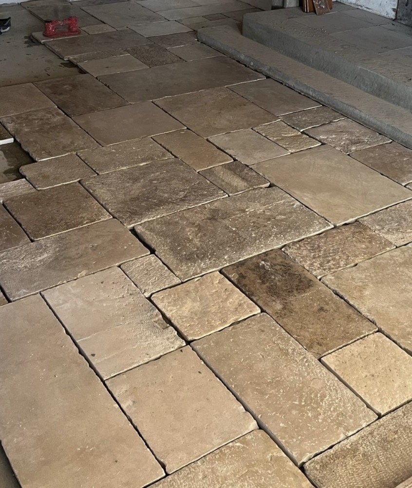 Antique & Reclaimed Reclaimed French Flagstones flooring- SalvoWEB Italy