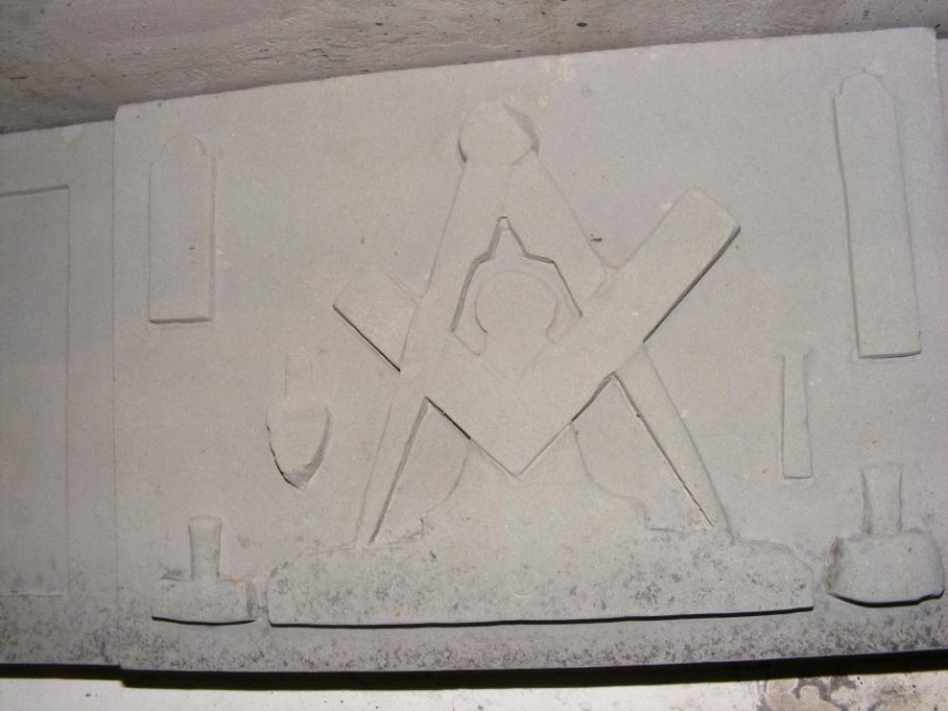 Antique & Reclaimed listings Victorian stone Freemason's surround ...