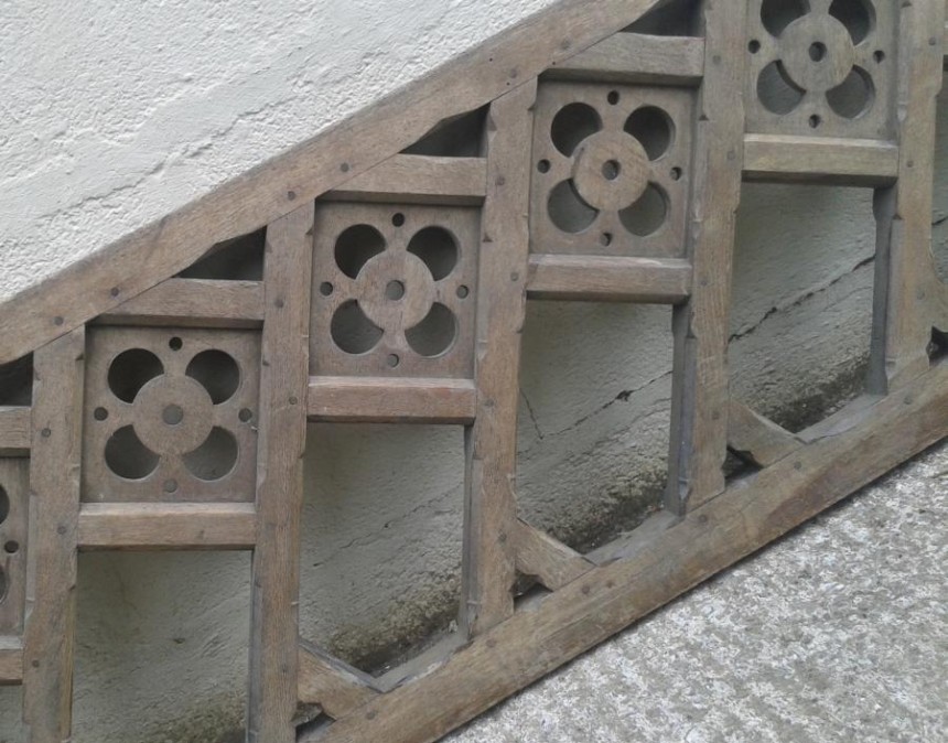 Antique & Reclaimed Antique oak staircase balustrade- SalvoWEB UK