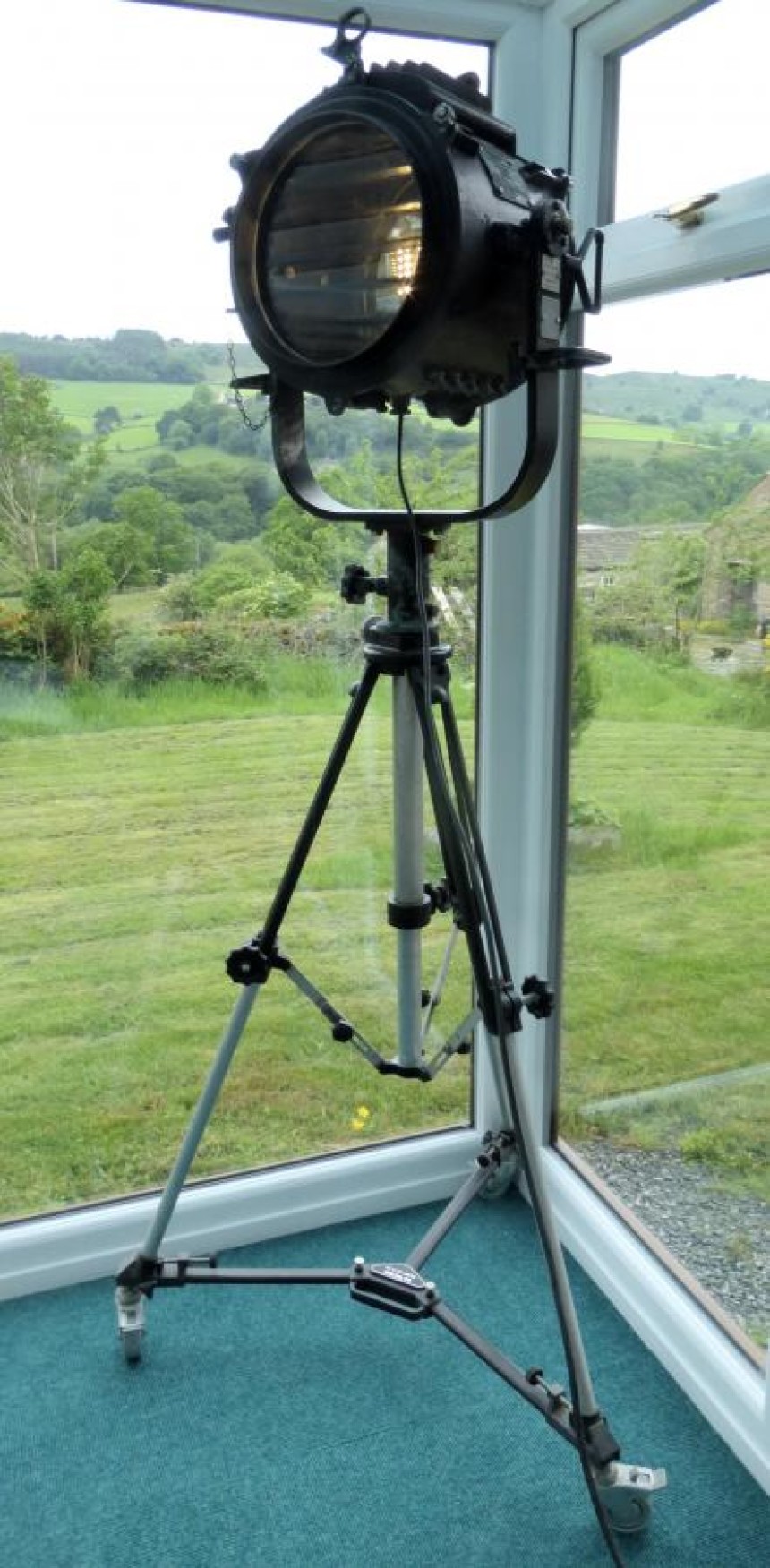 Antique & Reclaimed Francis Naval signal projector searchlight ex ...